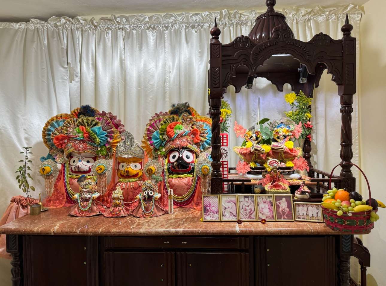 Gaura Purnima 2024 - Vedic Library by ISVARA.org