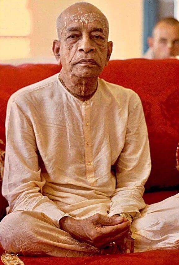 ¿Cuándo se debe recitar Guru Pranama Mantra? - Vedic Library by ISVARA.org